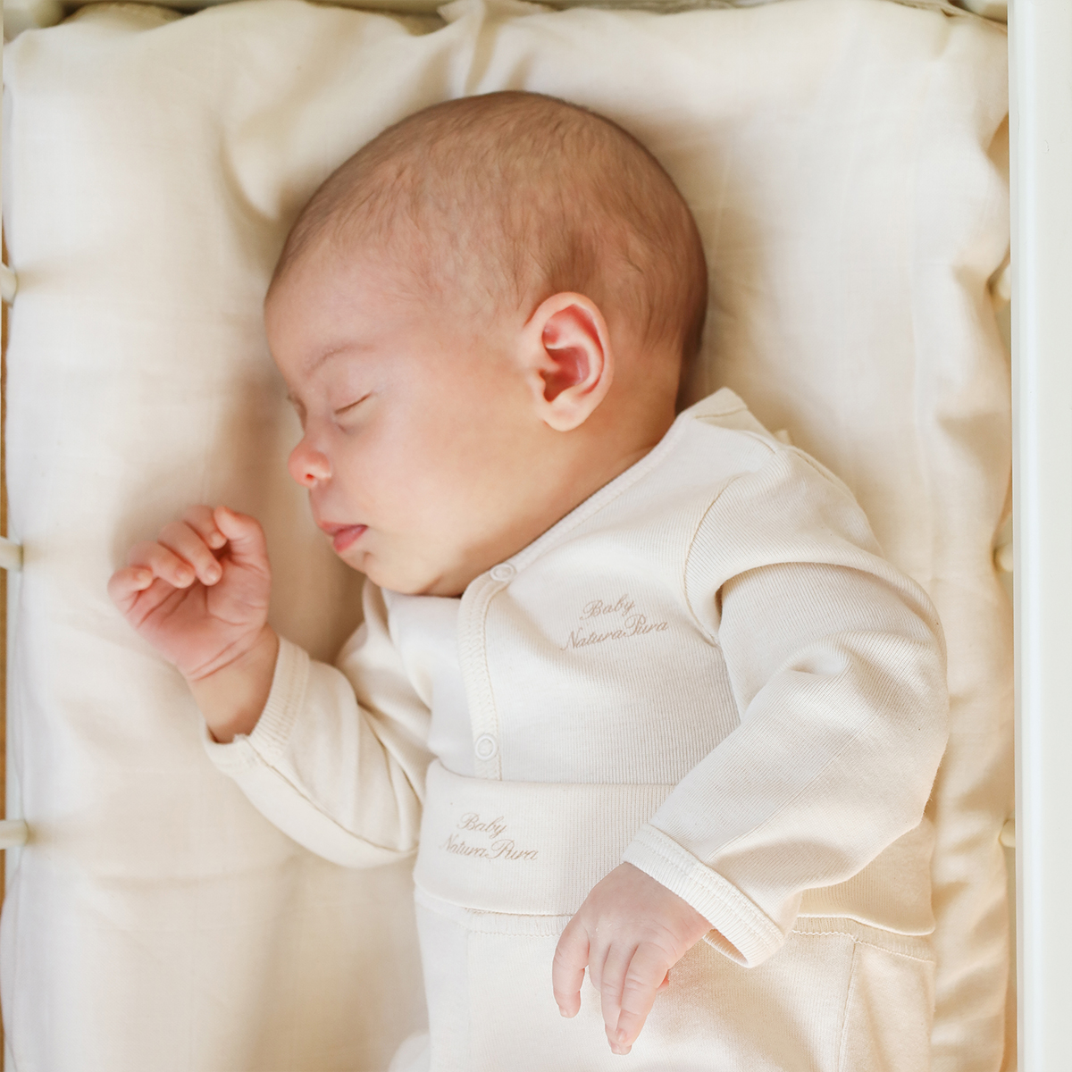 Front-opening Bodysuit - 100% Organic Bodysuits - NaturaPura